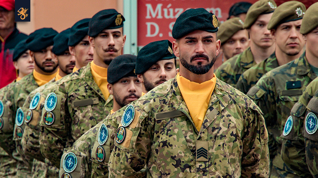 1.ª Força Nacional Destacada na Eslováquia presente nas comemorações do ...